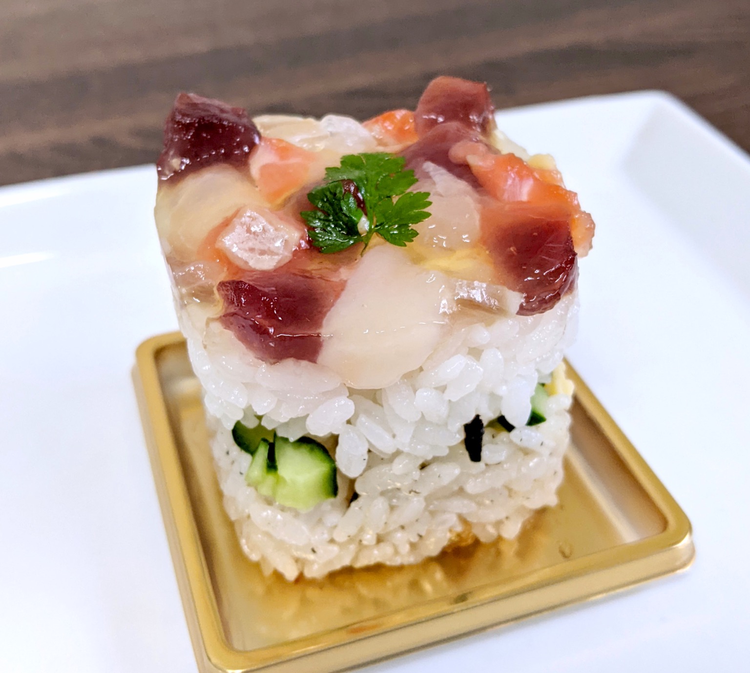 Tokyo’s first sushi cake specialty store opens in Japan | SoraNews24 ...