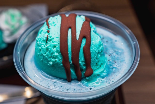 Chocolate Mint drink with 10 times the minty refreshment: Is it really ...