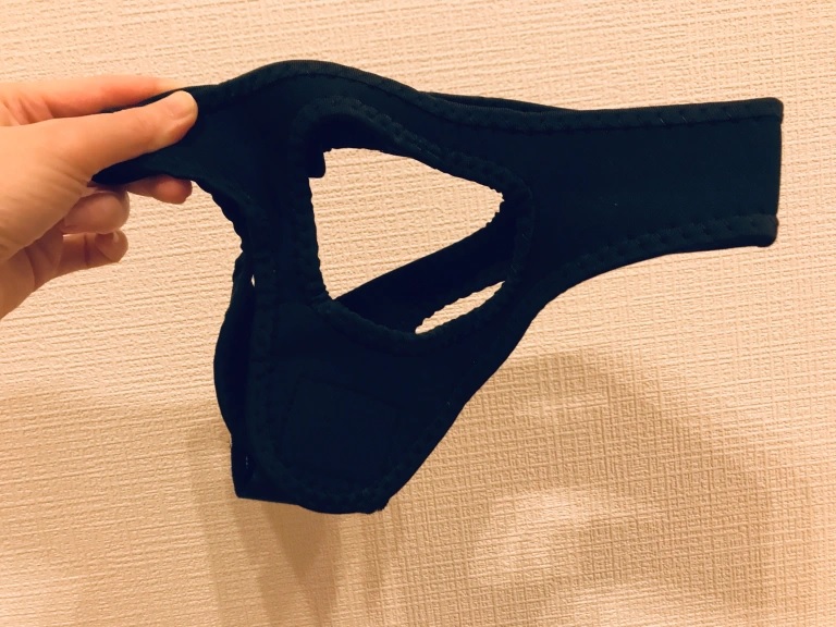 Our newlywed reporter tests Japan’s Let Me Sleep Quietly Mask to stop ...