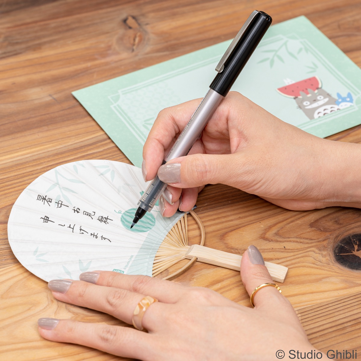 Studio Ghibli releases new bags and letter fans for anime fans ...