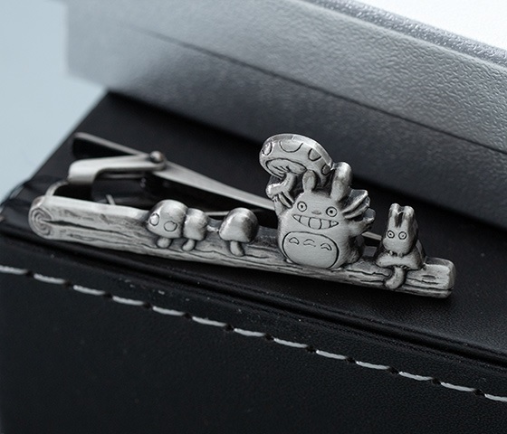 My Neighbor Totoro tie pins and neckties are ready to be presents for ...