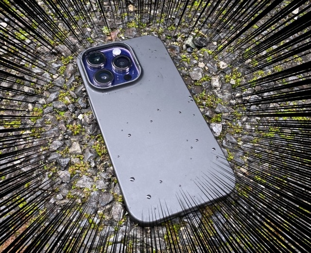 We accidentally dropped our newly hardened smartphone on the ground ...