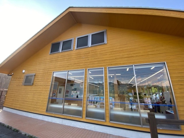 Japan’s brown Lawson convenience store: a unique find in a rural ...