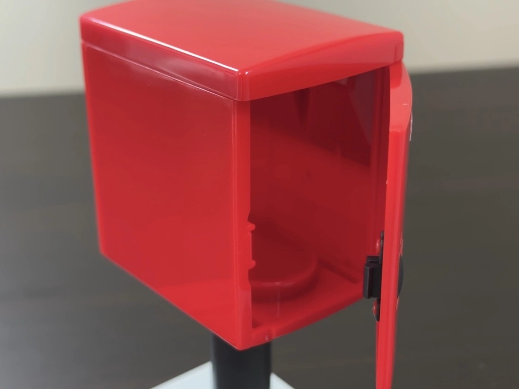 We got our hands on the new and rare 1/12th scale model of a Japanese ...