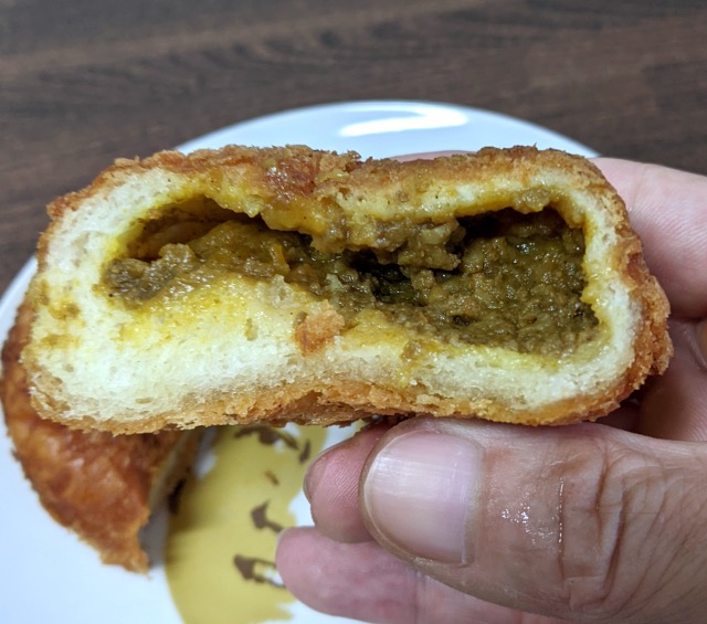 Where to buy a Curry Bread Grand Prix 2023 award-winning karepan in ...