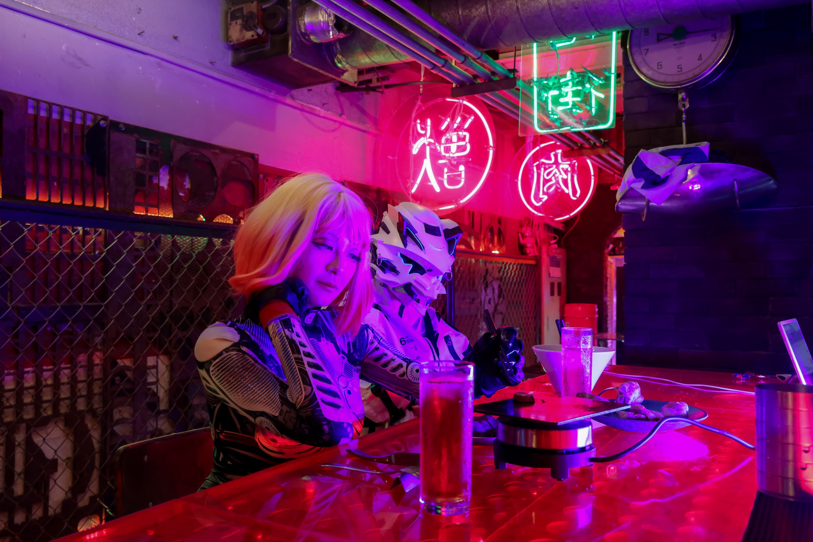 Neo Shinjuku Atsushi: New cyberpunk restaurant bar serves post ...