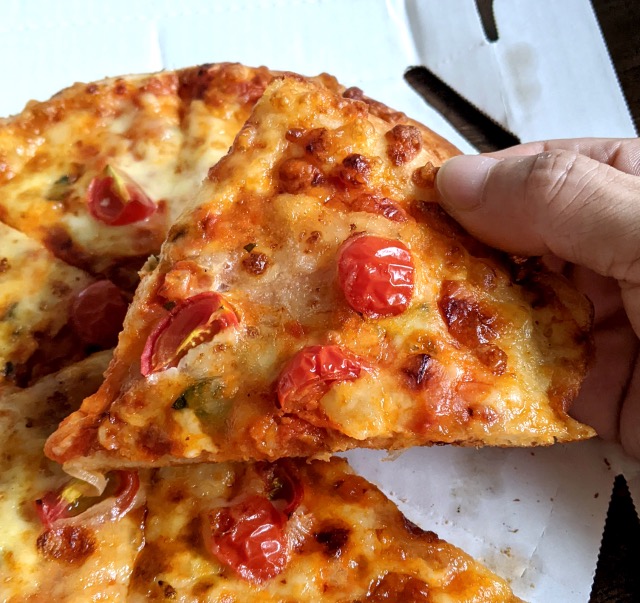 Japanese pizza chain opens stand at Tokyo station platform | SoraNews24 ...