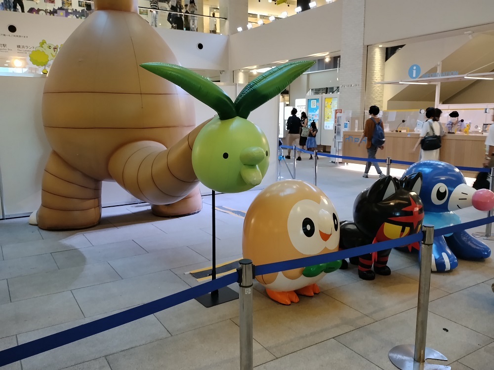 Giant life-size Alolan Exeggutor Pokémon appears at Pokémon World ...