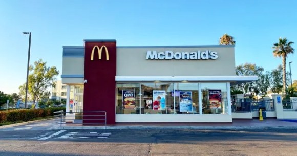Japanese anime appears at McDonald’s in the U.S., making the artist’s ...