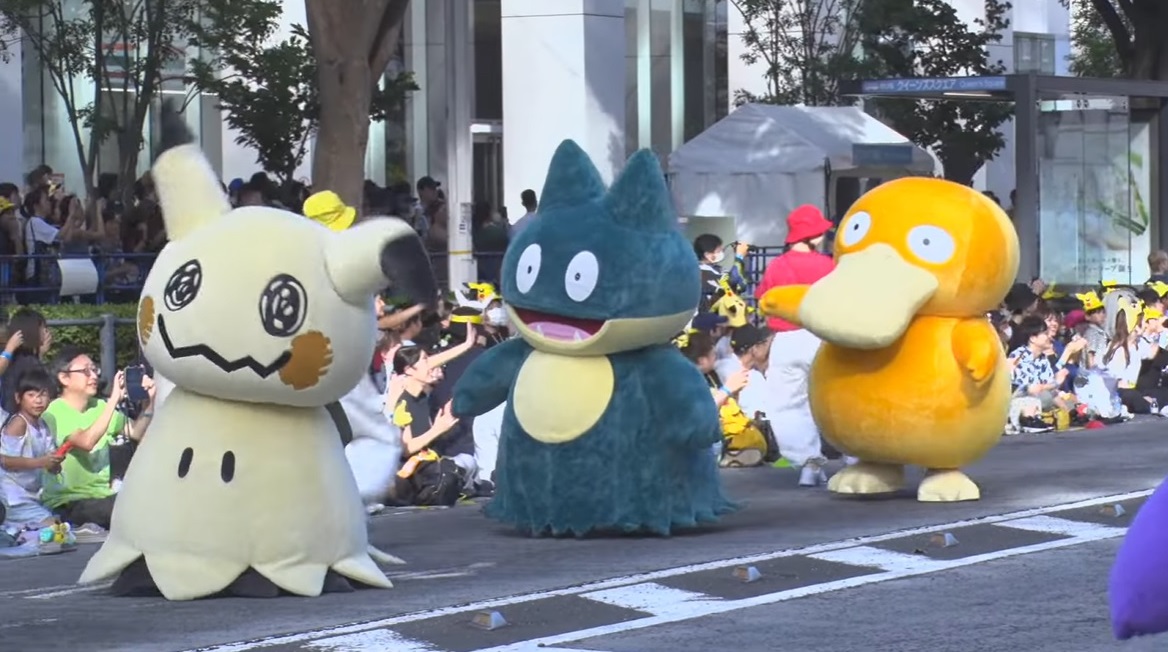 Amazing Pokémon parade with over 30 different species held as World ...