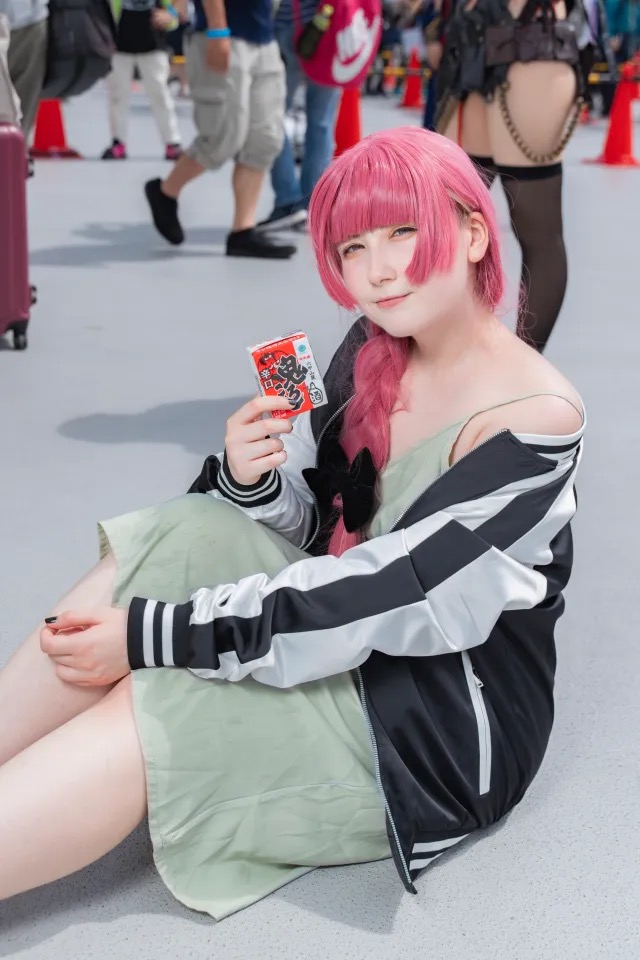 The best cosplayers from Day 2 of Summer Comiket 2023【Photos ...