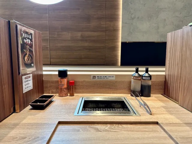 Meat Butler goes viral for space-age yakiniku train system | SoraNews24 ...