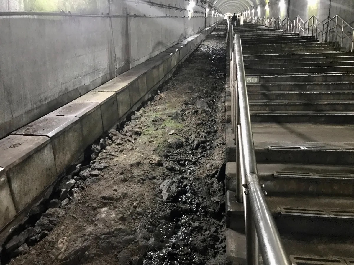 Doai Station: The deepest station in Japan is also one of the scariest ...