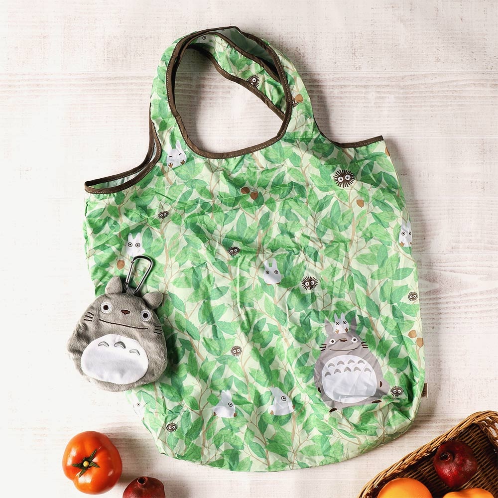 Smiling Totoro, Catbus eco bags and plushie clips reward you with ...