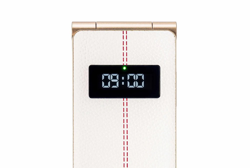 Flipping genius? Japan is getting a new flip phone/smartphone hybrid ...