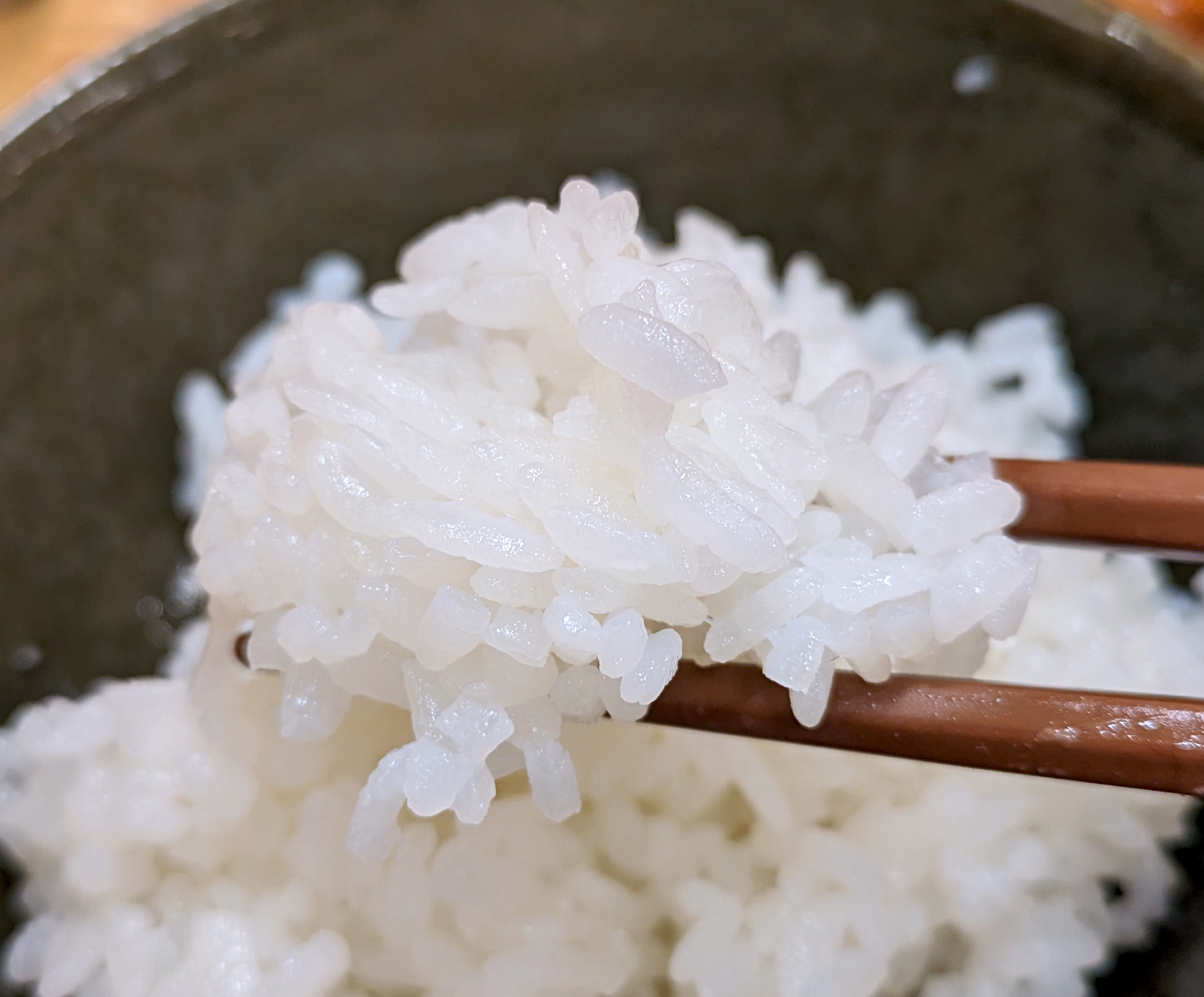 Rice robot serves free refills at Japanese set meal restaurant ...