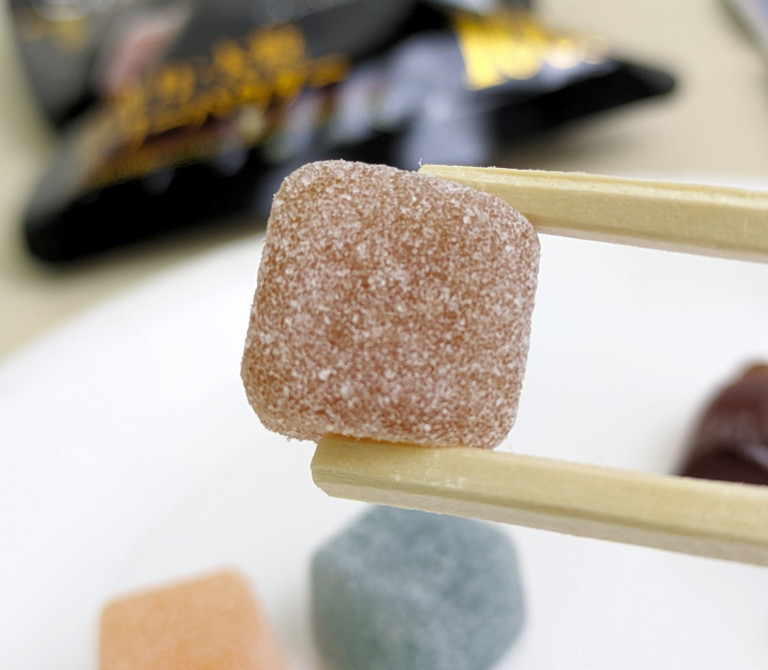We tried 12 different gummy candies from a Japanese supermarket and ...