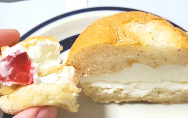 120-year-old sweets store keeps Japan’s maritozzo boom alive with a ...