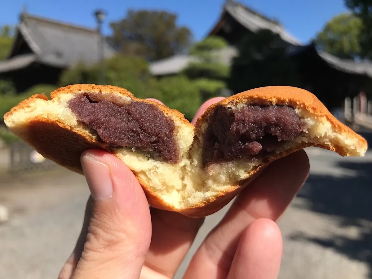 Panju: A Rare Japanese sweet you can buy from a food cart for less than ...
