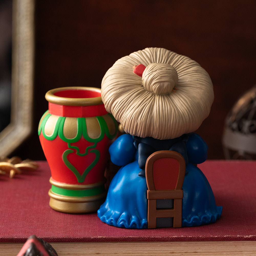 Yubaba and Zeniba pen stands from Studio Ghibli capture the magic of ...
