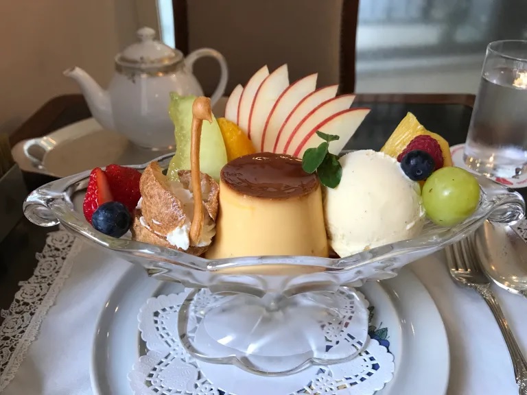Last chance! Tokyo’s premium pudding at the historic Hilltop Hotel ...
