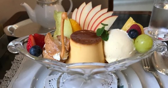 Last chance! Tokyo’s premium pudding at the historic Hilltop Hotel ...