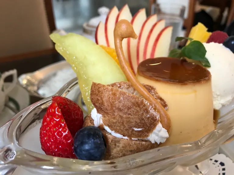 Last chance! Tokyo’s premium pudding at the historic Hilltop Hotel ...