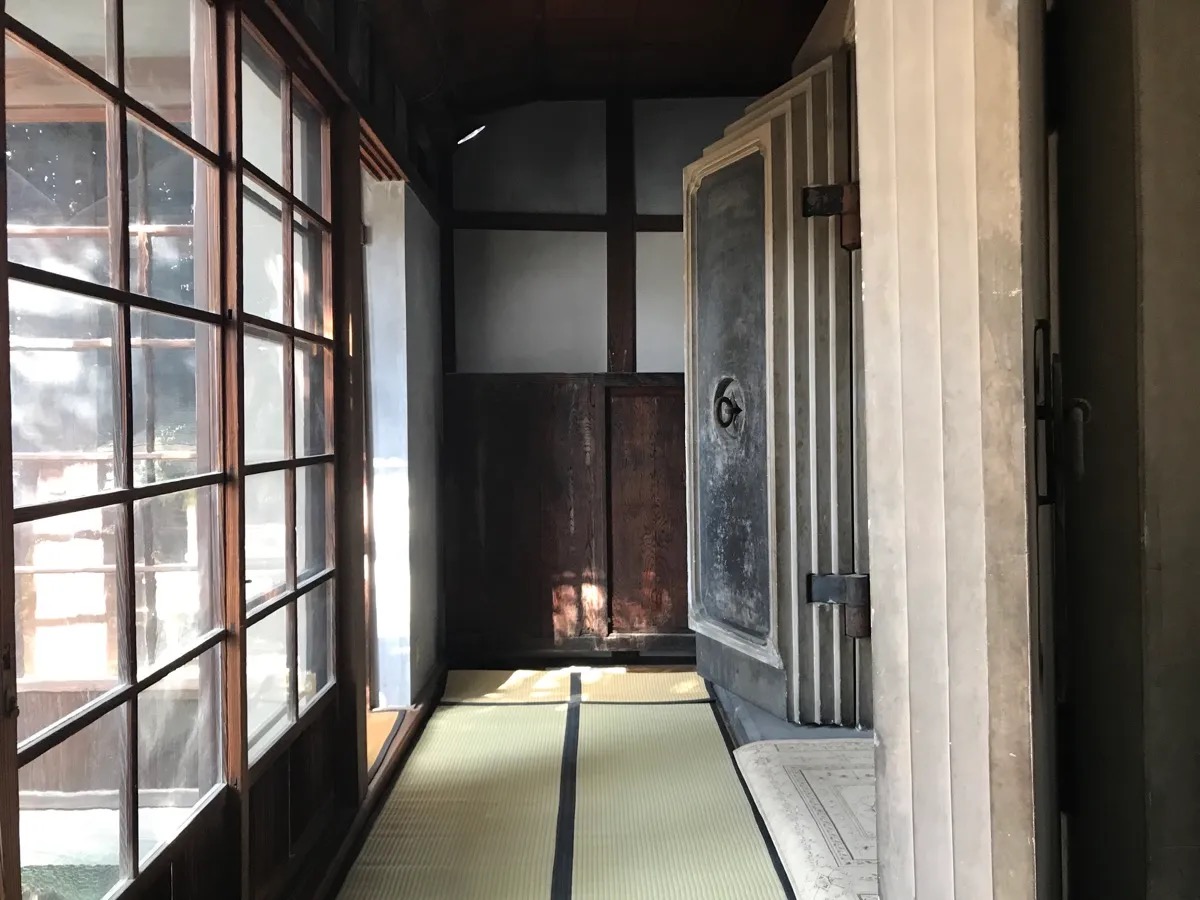 Enjoy a Japanese tea ceremony in a traditional storehouse | SoraNews24 ...