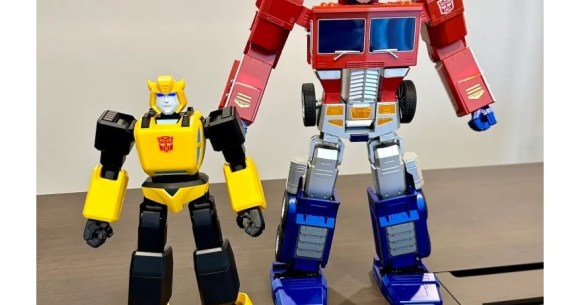New and improved self-transforming Transformer toys fight, dance, and ...