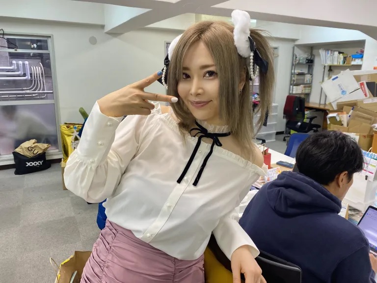 Can Japan’s yami kawaii fashion still work without the yamu? We find ...