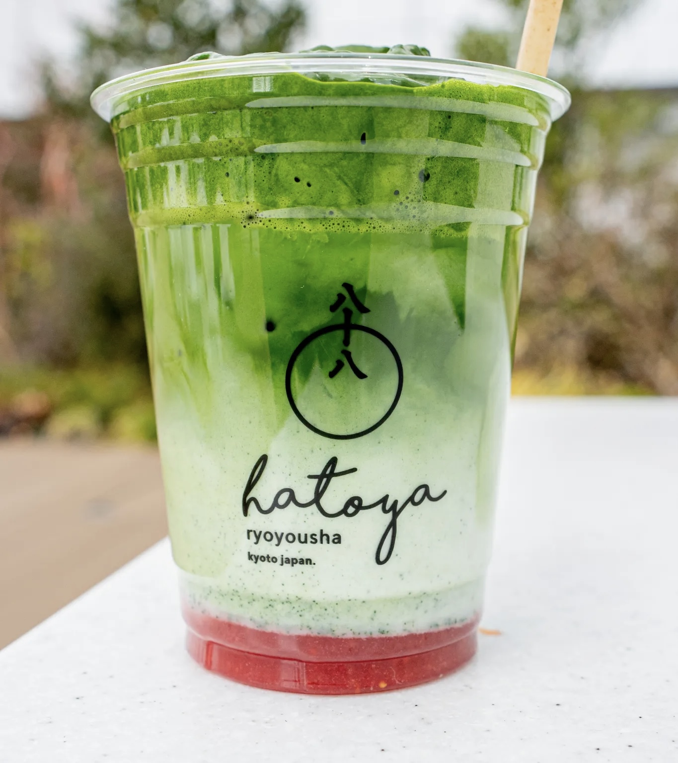 Matcha strawberry daifuku from Hatoya really lets the green tea shine in more ways than one ...