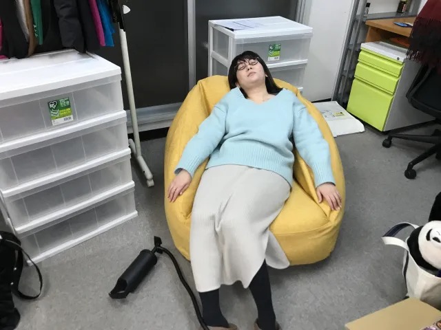 Muji’s Sofa Made From Air review: Is Japan’s most sought-after portable ...