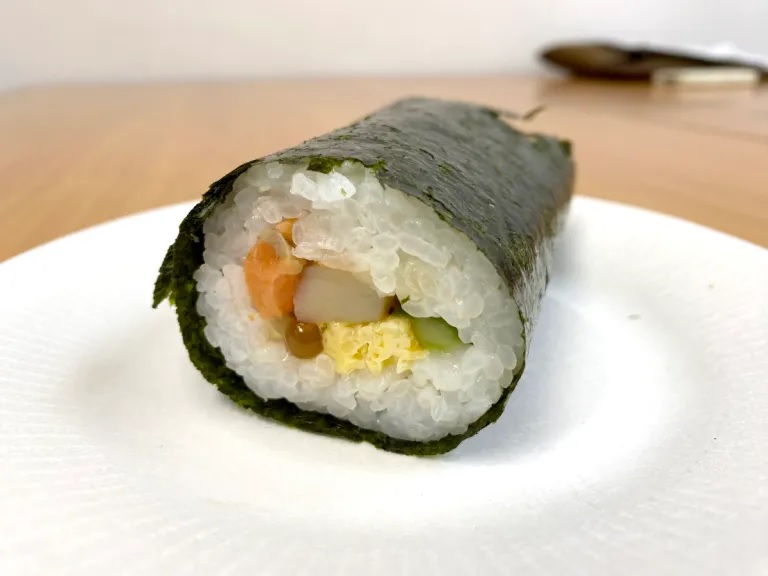 Which Japanese convenience store has the best lucky sushi roll? Unclear ...