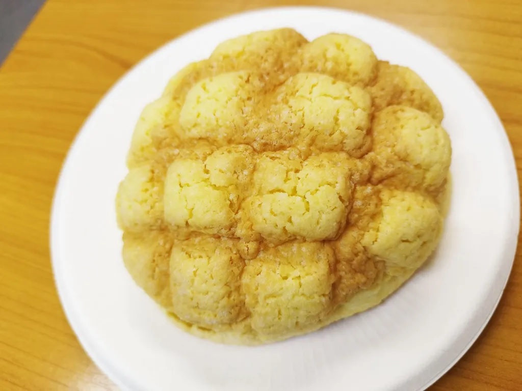 Let’s try all the melon bread types sold by Japanese convenience store ...