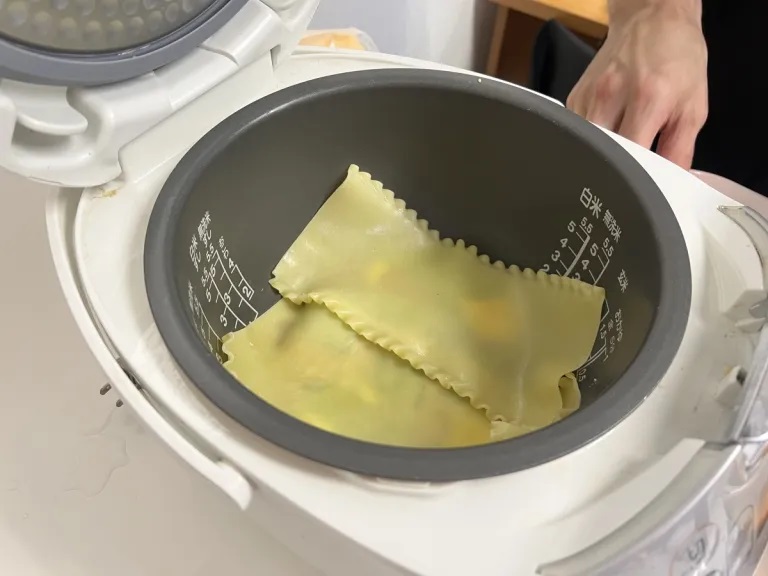 How to make a massive five-layer lasagna…in your rice cooker ...