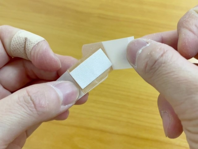 Trying out the revolutionary adhesive bandages developed by a 10-year ...