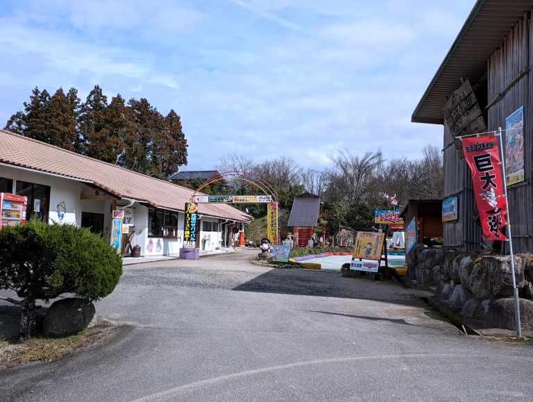 Dragon’s Maze: Japan’s built-by-hand giant labyrinth that gets bigger ...