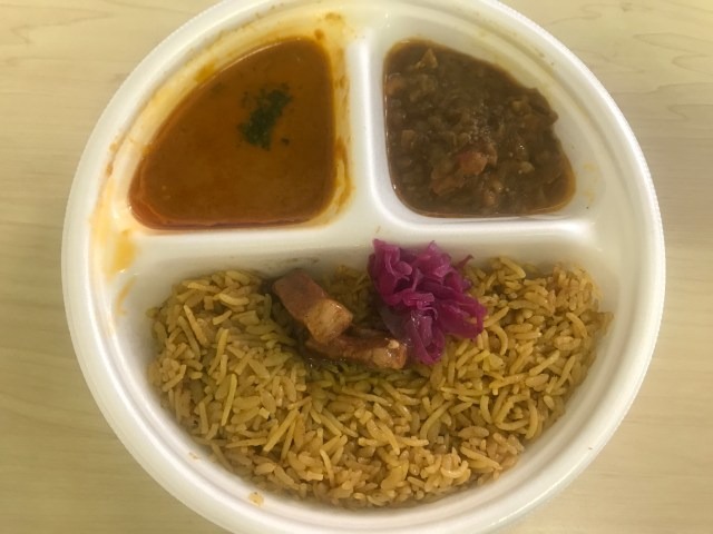 7-Eleven Japan teams up with two different curry restaurants for one ...