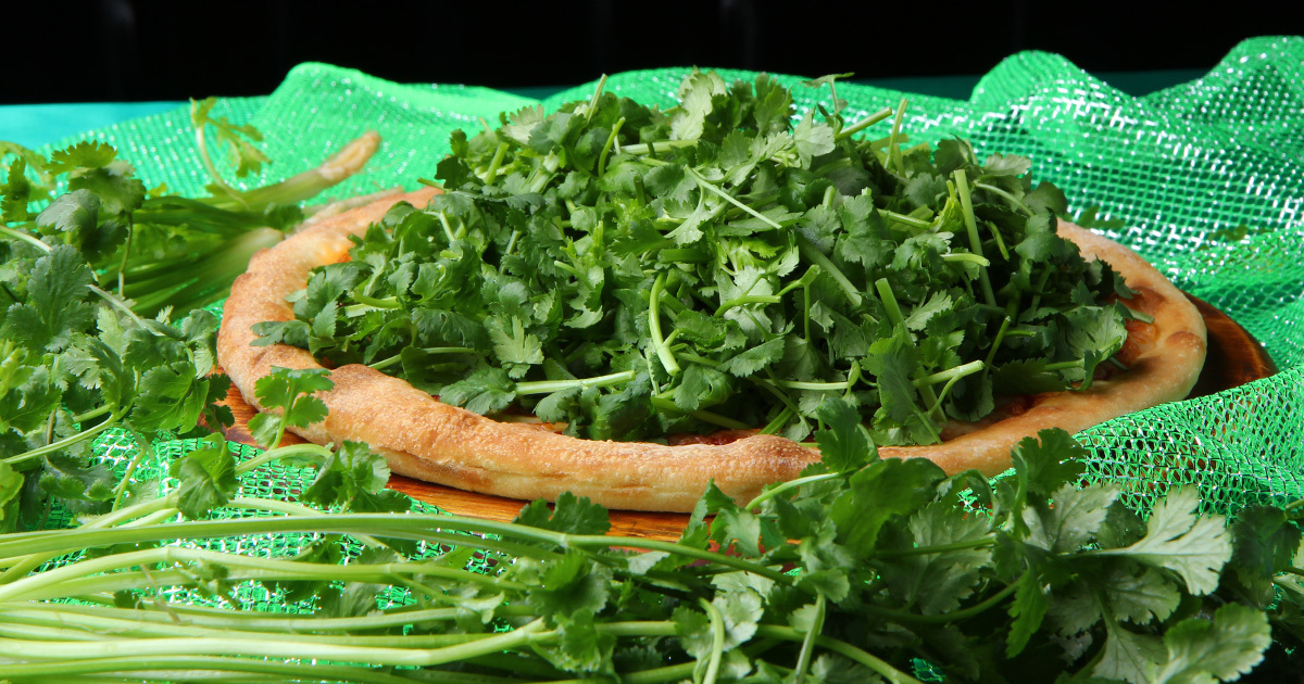 Pizza Hut’s new coriander pizza contains more cilantro than ever before ...