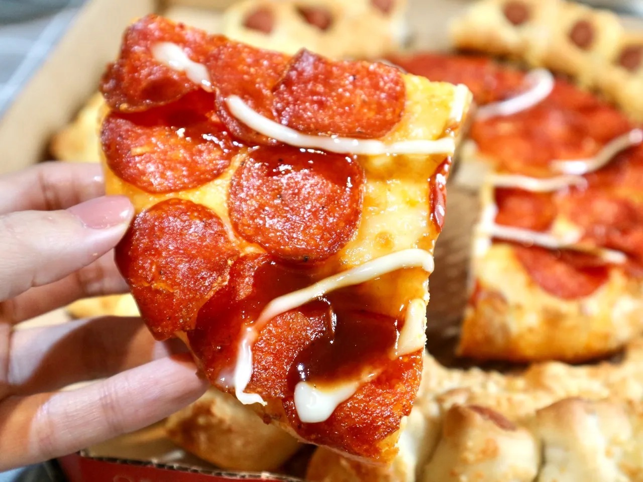 Pizza Hut Taiwan serves up a slam dunk with…an edible basketball and ...
