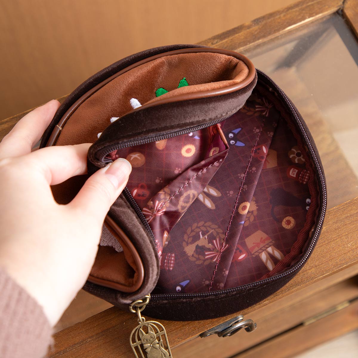 Studio Ghibli releases Kiki’s Delivery Service chocolate cake pouches ...