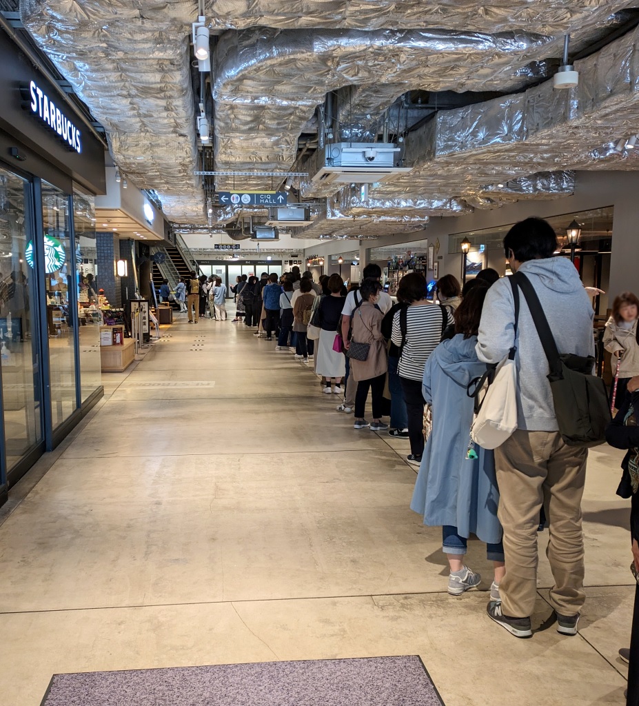 Seaside scenery, history, and so many desserts on Yokohama’s Akai Kutsu ...