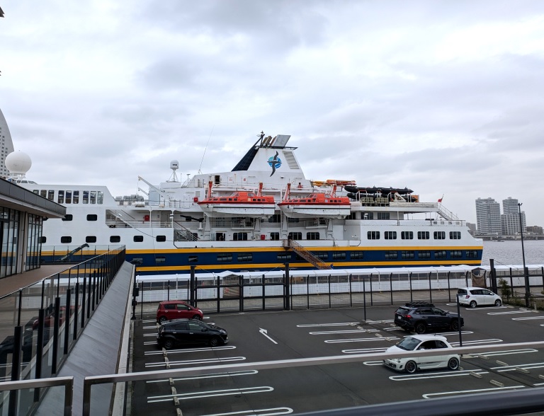 Seaside scenery, history, and so many desserts on Yokohama’s Akai Kutsu ...