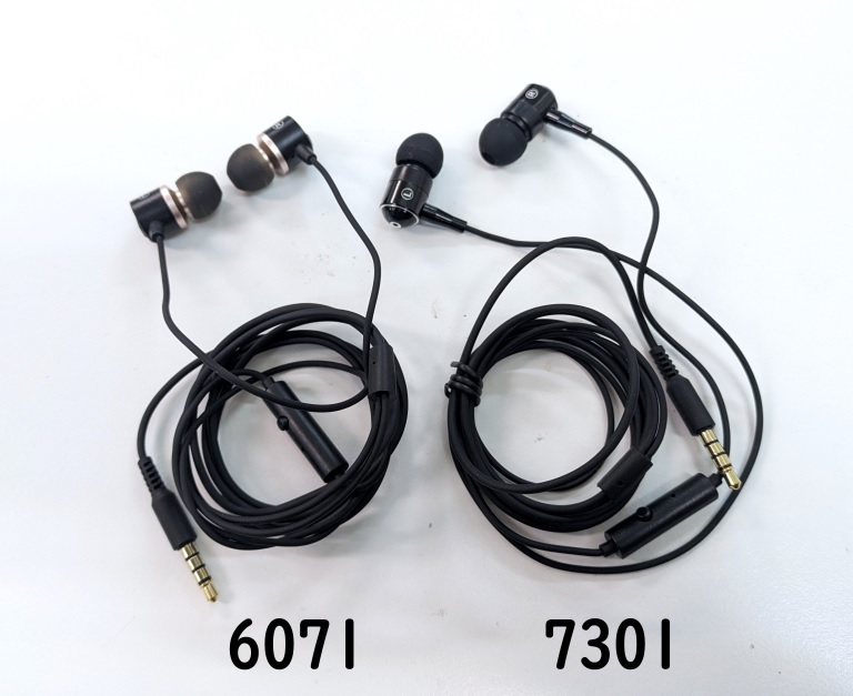 Better than Apple EarPods? Our 100 yen shop earphone showdown finds a ...