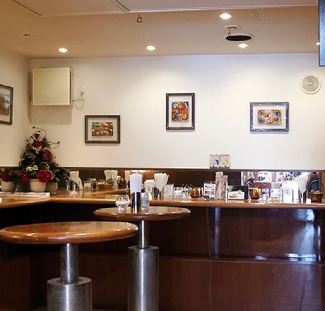 Mikado Coffee is a 76-year-old coffee chain with a major celebrity ...