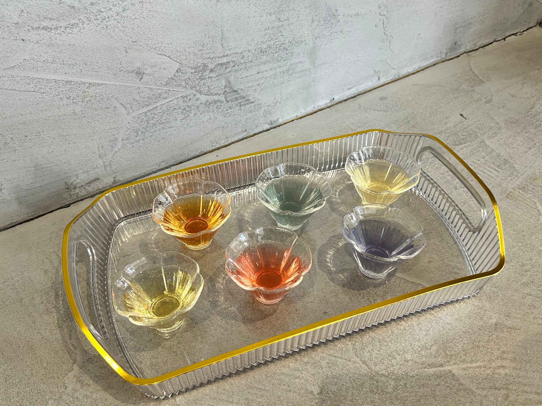 Shu macaron and herbal Japanese tea pairings are a feast for the eyes ...