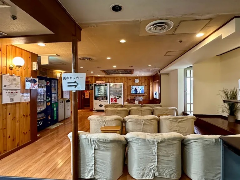 This is Japan’s, and the world’s, first capsule hotel, and you can ...