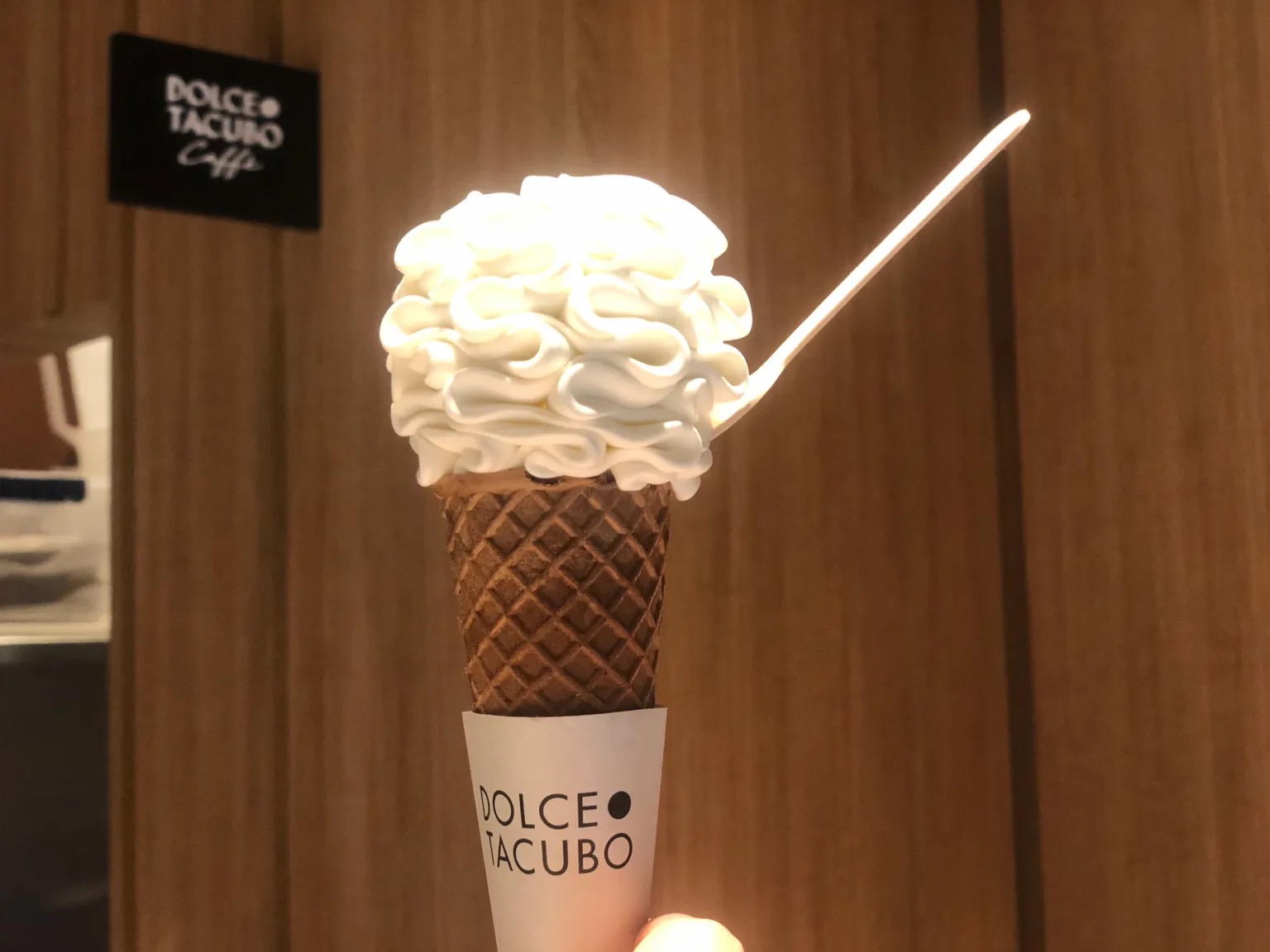 Tokyo sweets store sells beautiful soft serve ice creams that look like ...