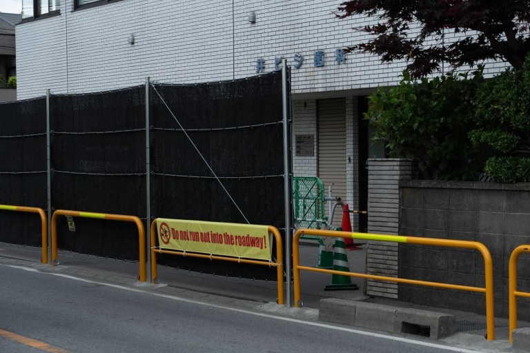 Mt. Fuji view-blocking screen to combat bad tourist manners might be ...