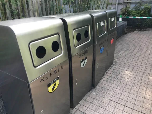 Japanese department store rooftop is a secret oasis where you can ...